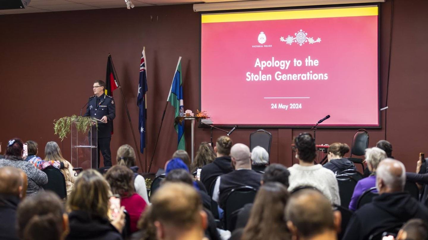 Apology to the Stolen Generations | Your safety | Victoria Police