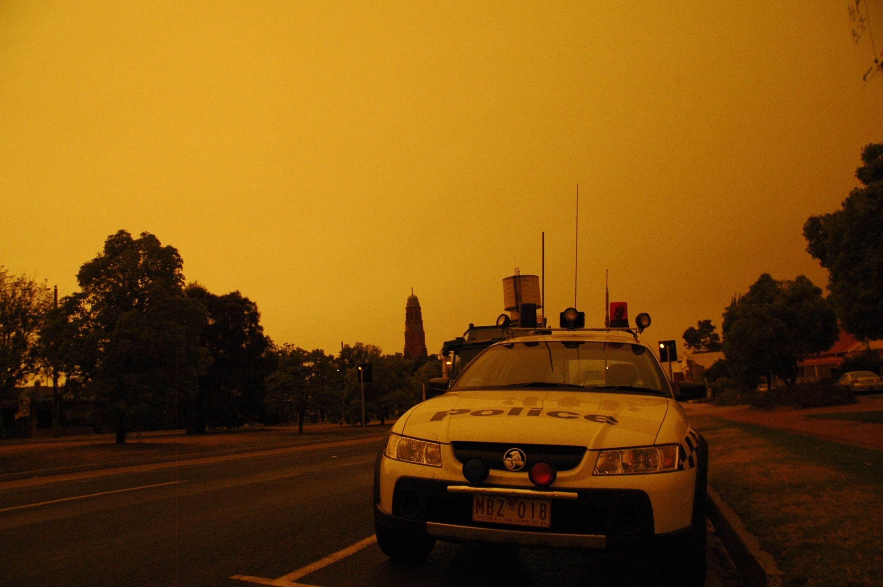 Victorian bushfires 2019 - 2020 photo gallery | Victoria Police