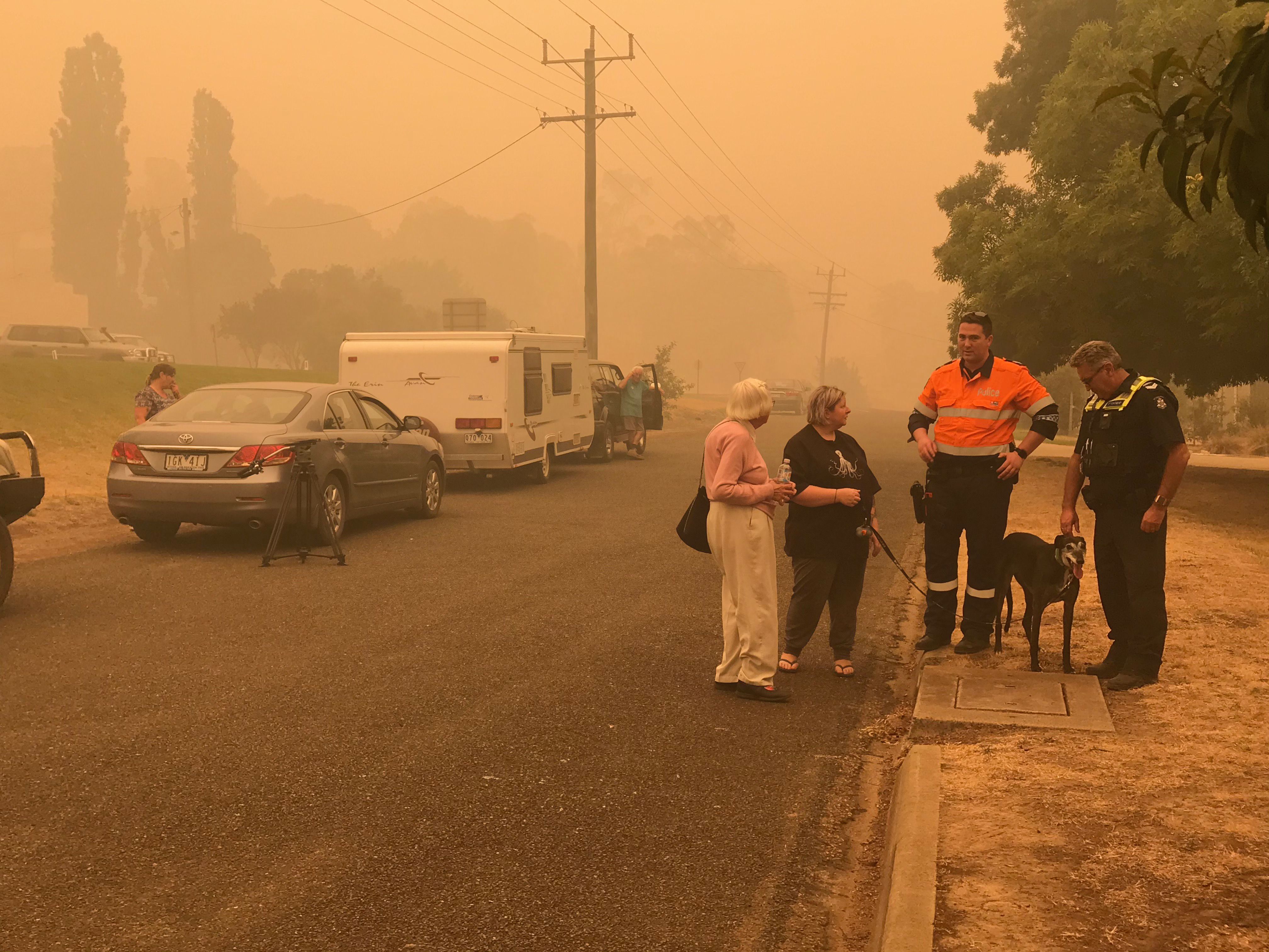 Victorian bushfires 2019 - 2020 photo gallery | Victoria Police